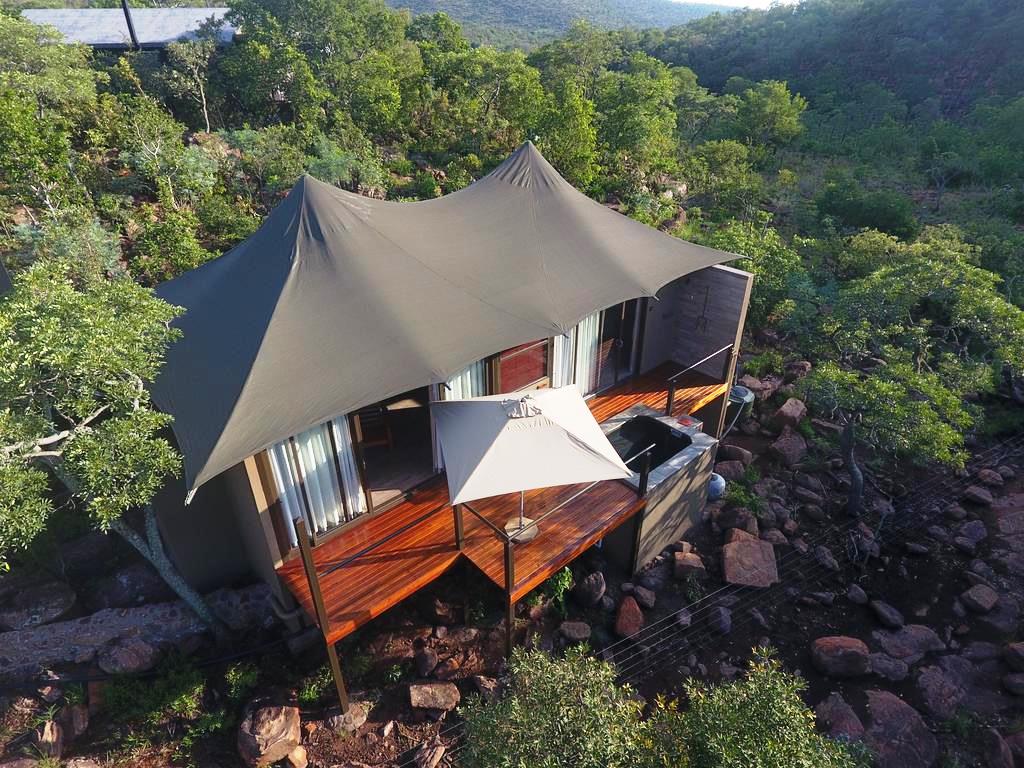 Inzalo Safari Lodge - BushBreaks